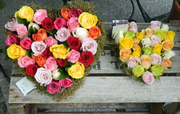 That place in the Marais District with the roses…. – Two Different Girls